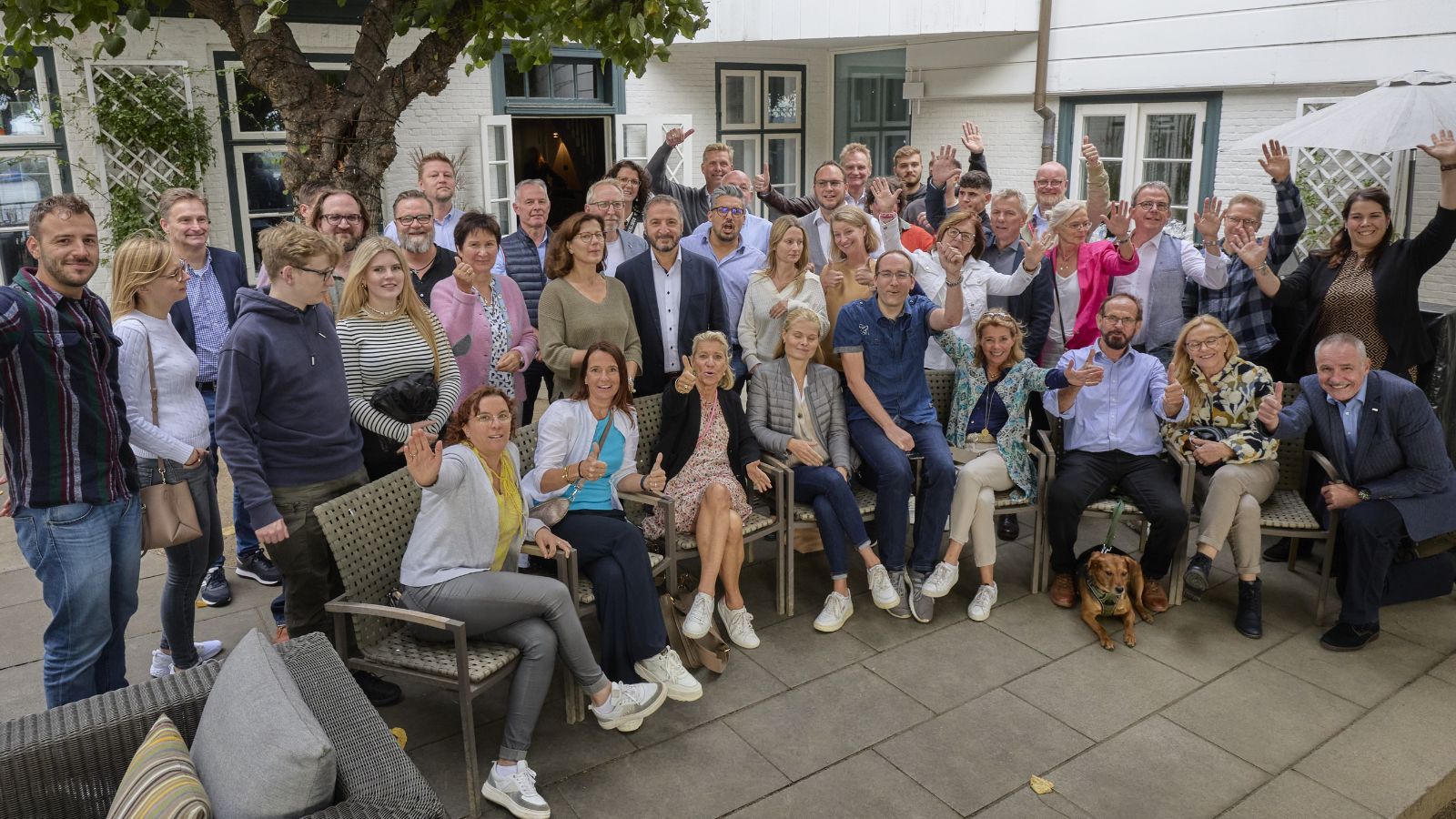 CompeDent-Labore: 25 Jahre erfolgreiches Networking ...